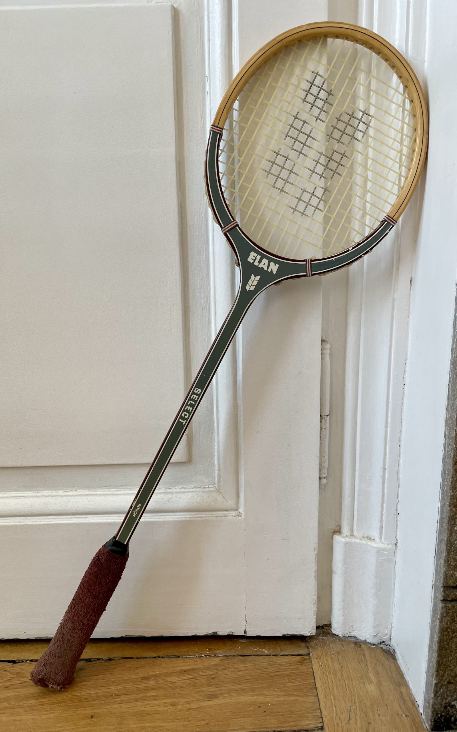 Ancienne raquette de Squash en bois Elan, vintage. - toutsevend.fr ...